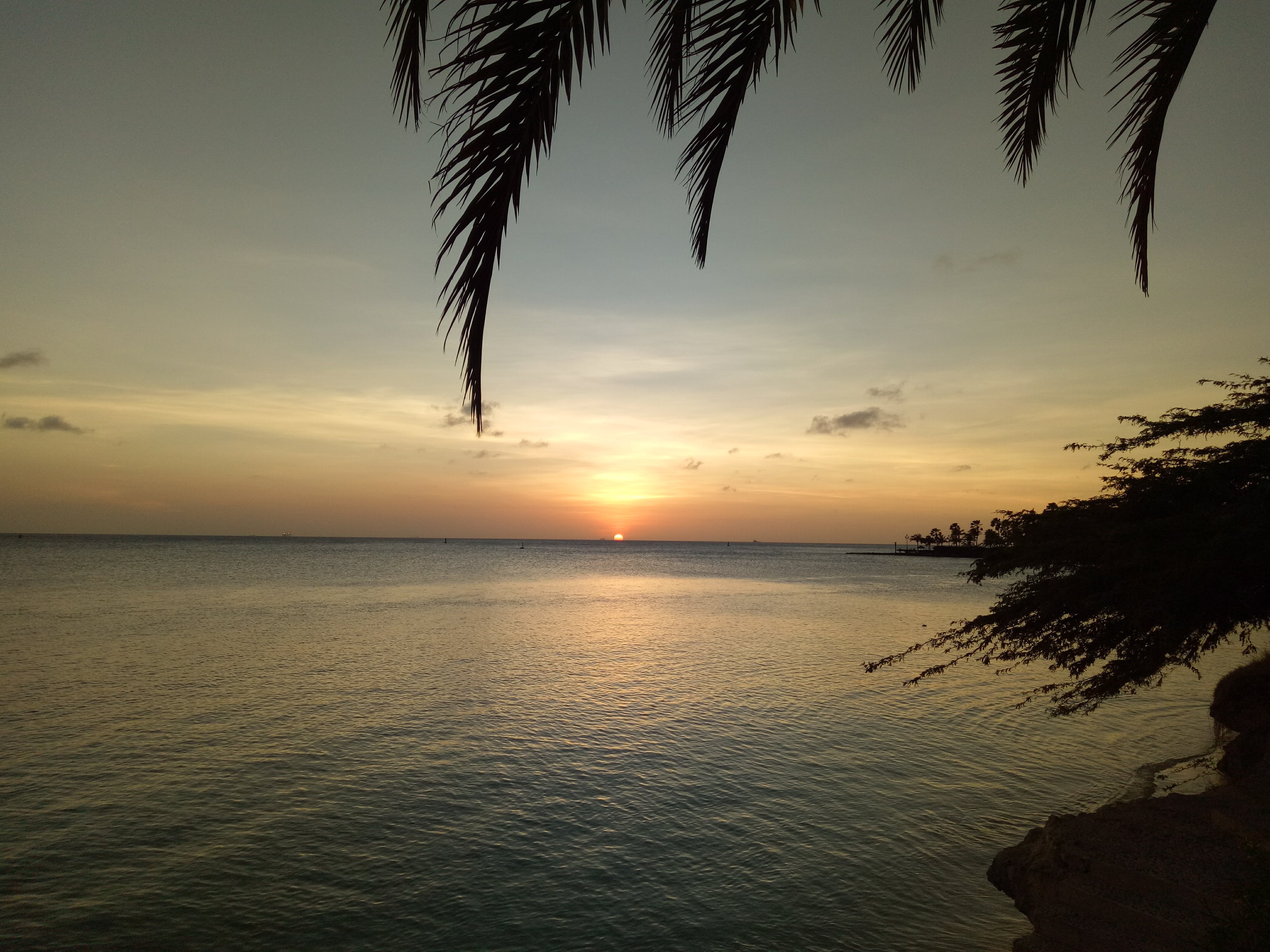 One Happy Island – Borderless