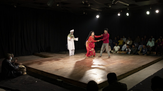 Memories of Durga Puja by Fakrul Alam – Borderless