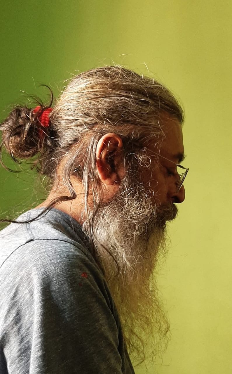 Dhruba Esh & Amiyashankar – Borderless