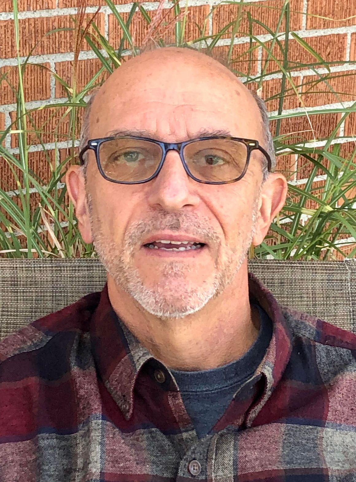 Poetry by Richard Murphy – Borderless