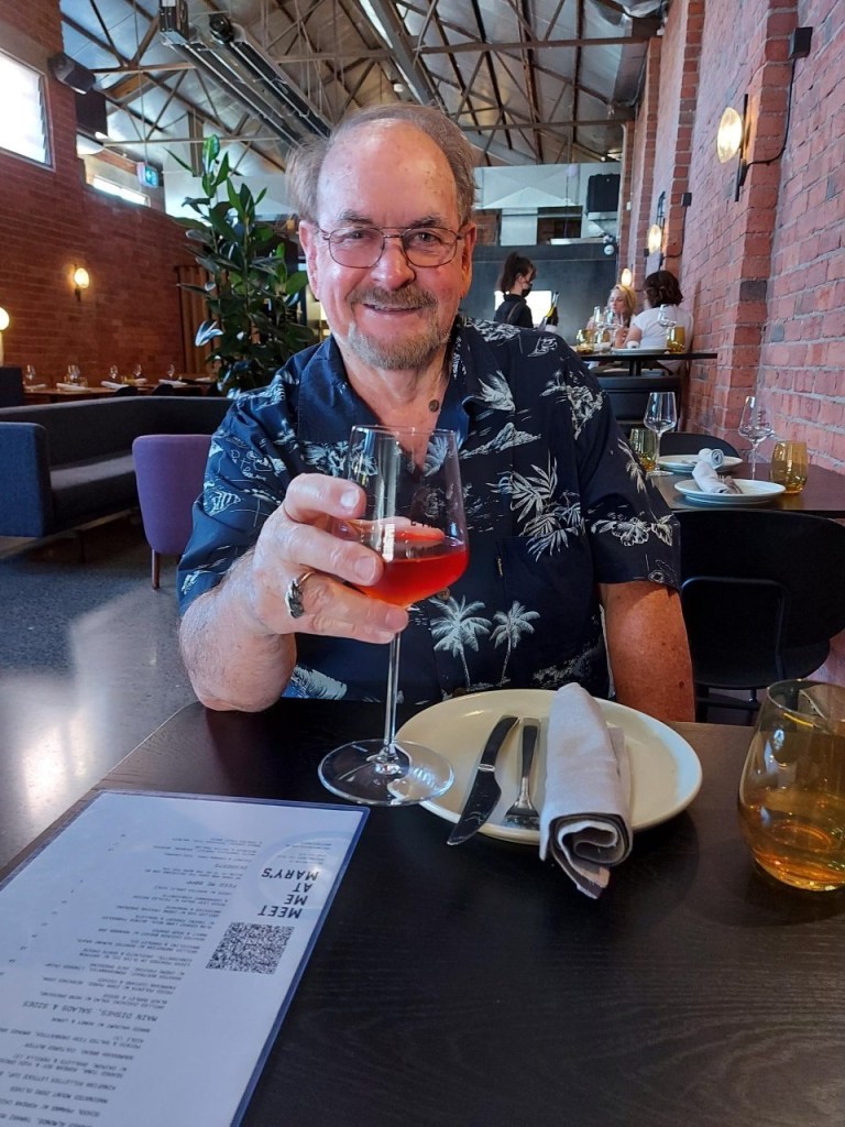 Poetry by Edward Reilly – Borderless